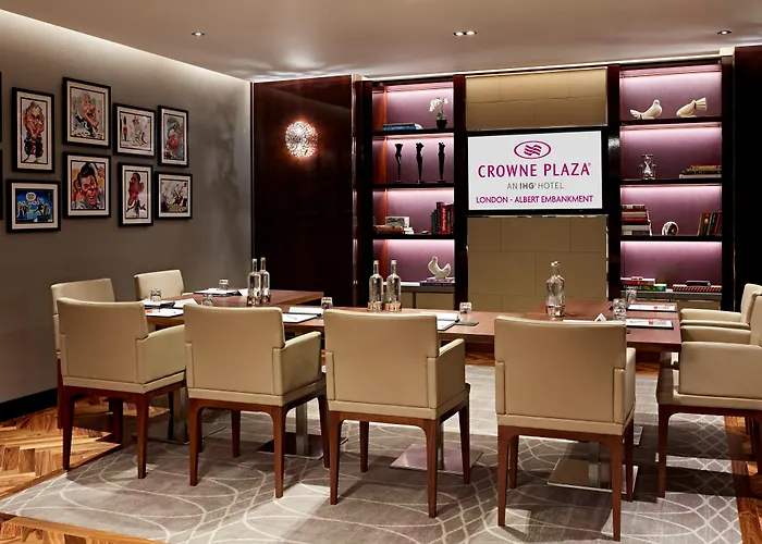 HOTEL CROWNE PLAZA LONDON - ALBERT EMBANKMENT, LONDON